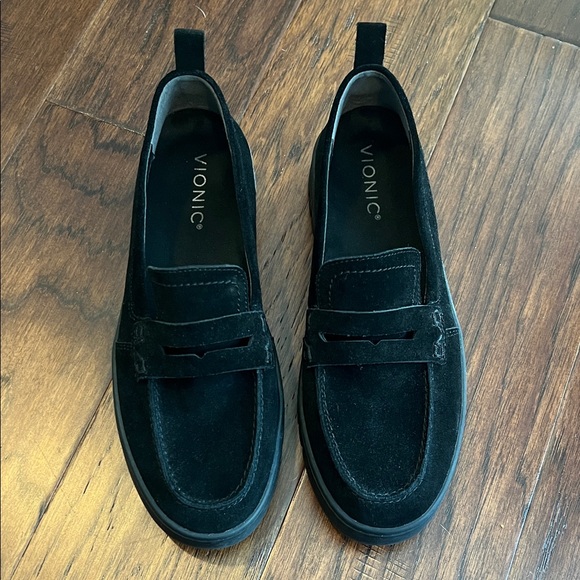 Vionic | Shoes | Vionic Womens Black Uptown Suede Loafers | Poshmark